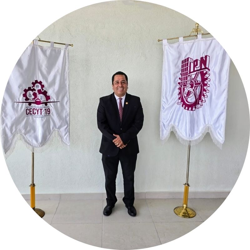 Director y equipo de trabajo del Cecyt 19 | IPN Oficial